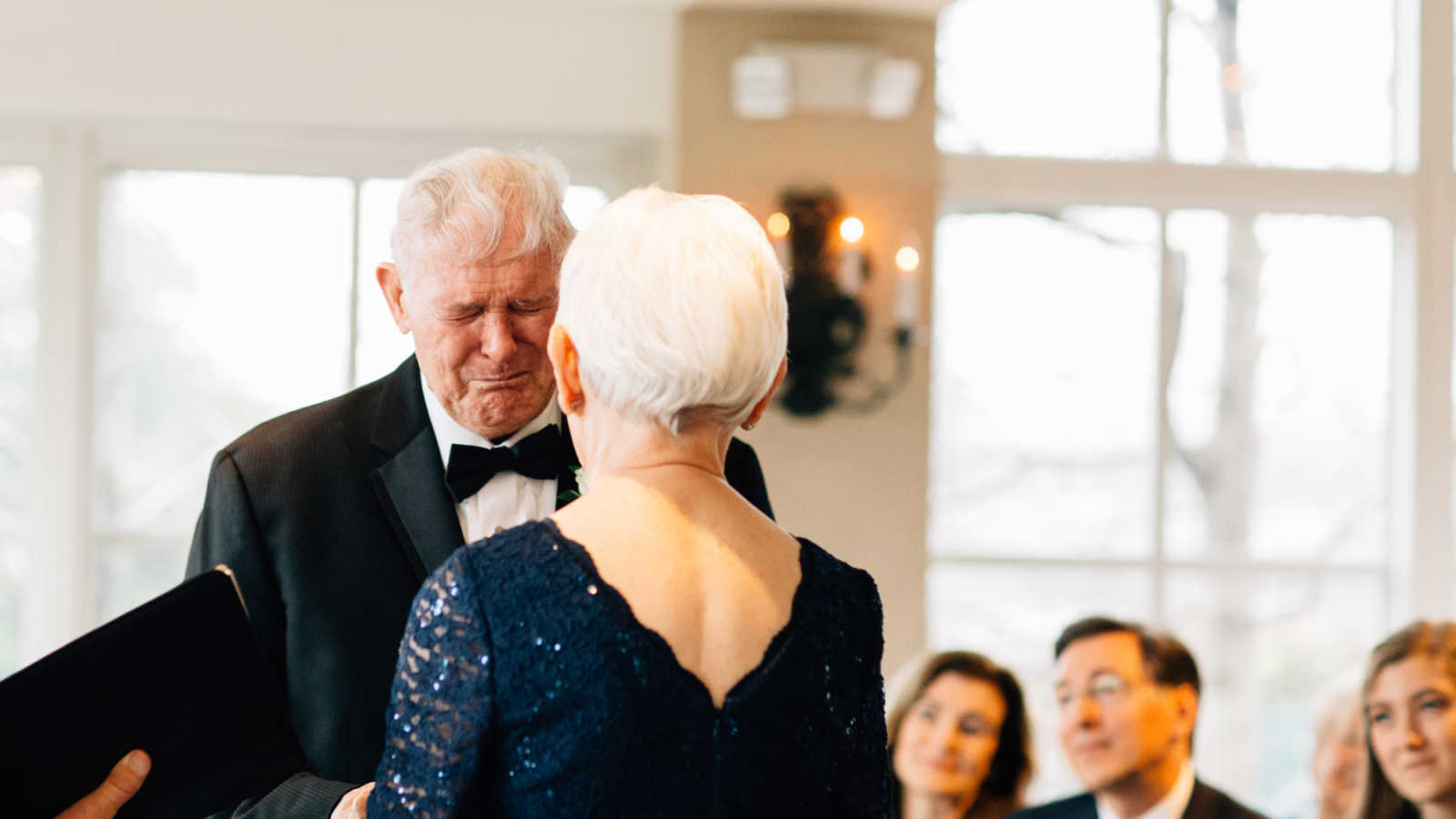NEVER TOO LATE: 83-year-old groom has BEAUTIFUL reaction to 77-year-old ...
