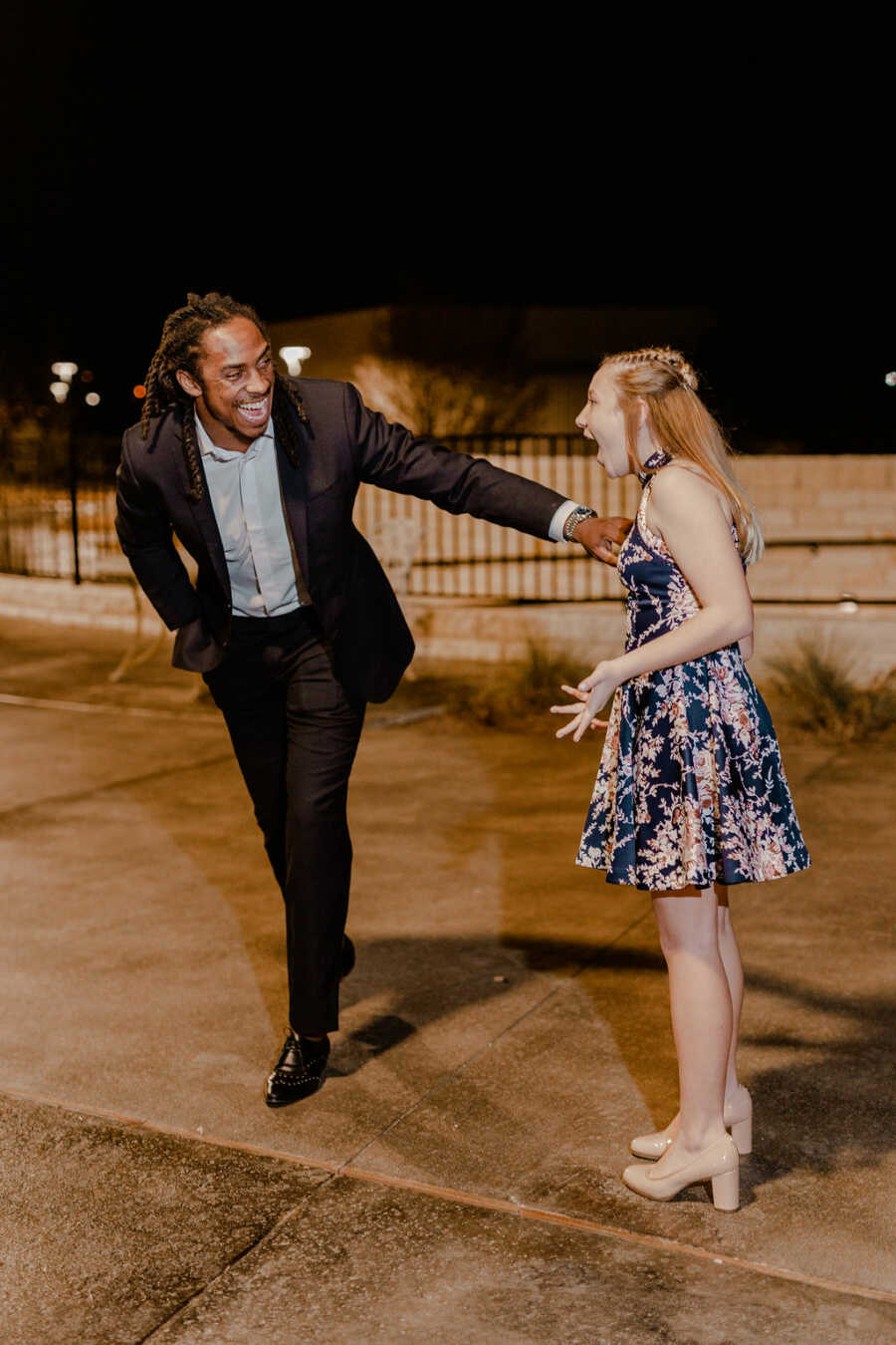 ‘She will never forget this night.’: NFL star Anthony Harris surprises ...