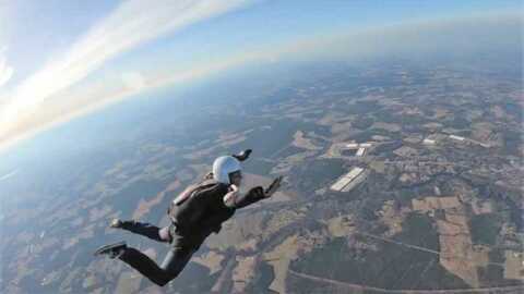 I Survived A 13,500-Foot Fall After My Skydiving Parachute ...