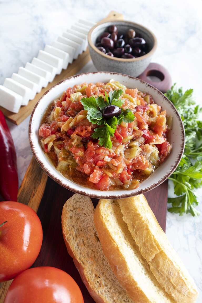 Grandma’s Delicious Vegan Pinjur Recipe (Roasted Pepper Dip) – Love ...