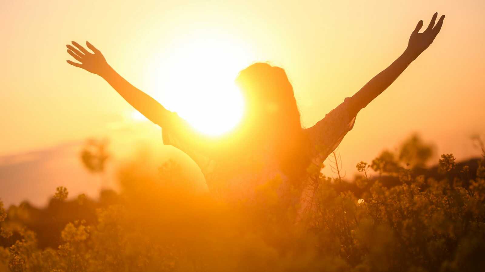 44 Must-Know Secrets To Living A Happy Life – Love What Matters