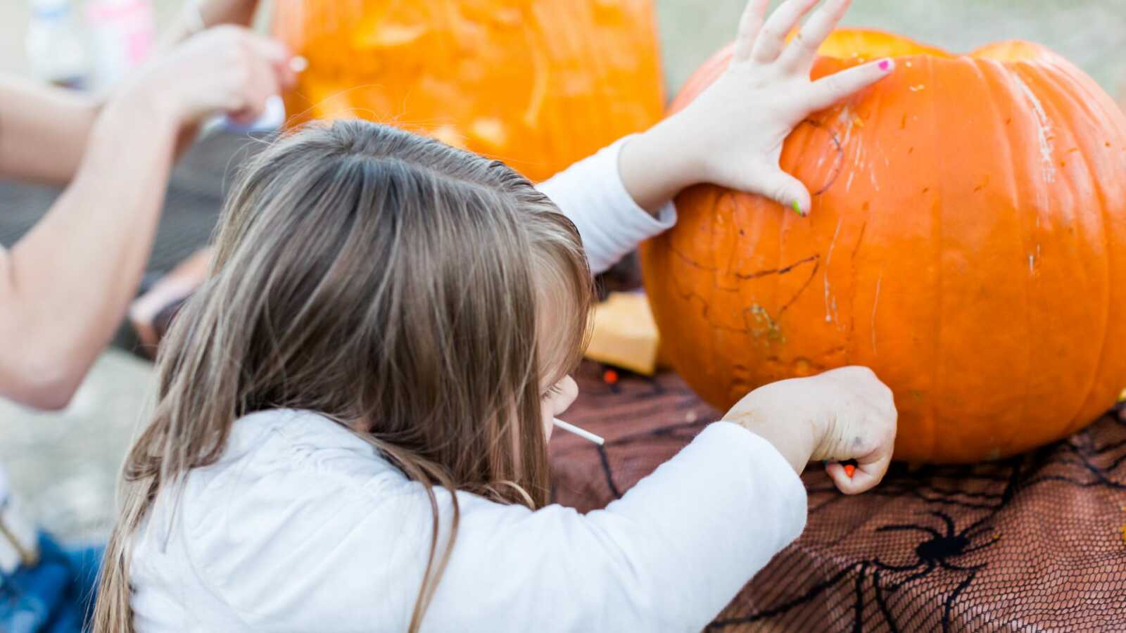 24 Halloween Pumpkin Carving Templates For The Whole Family – Love What ...