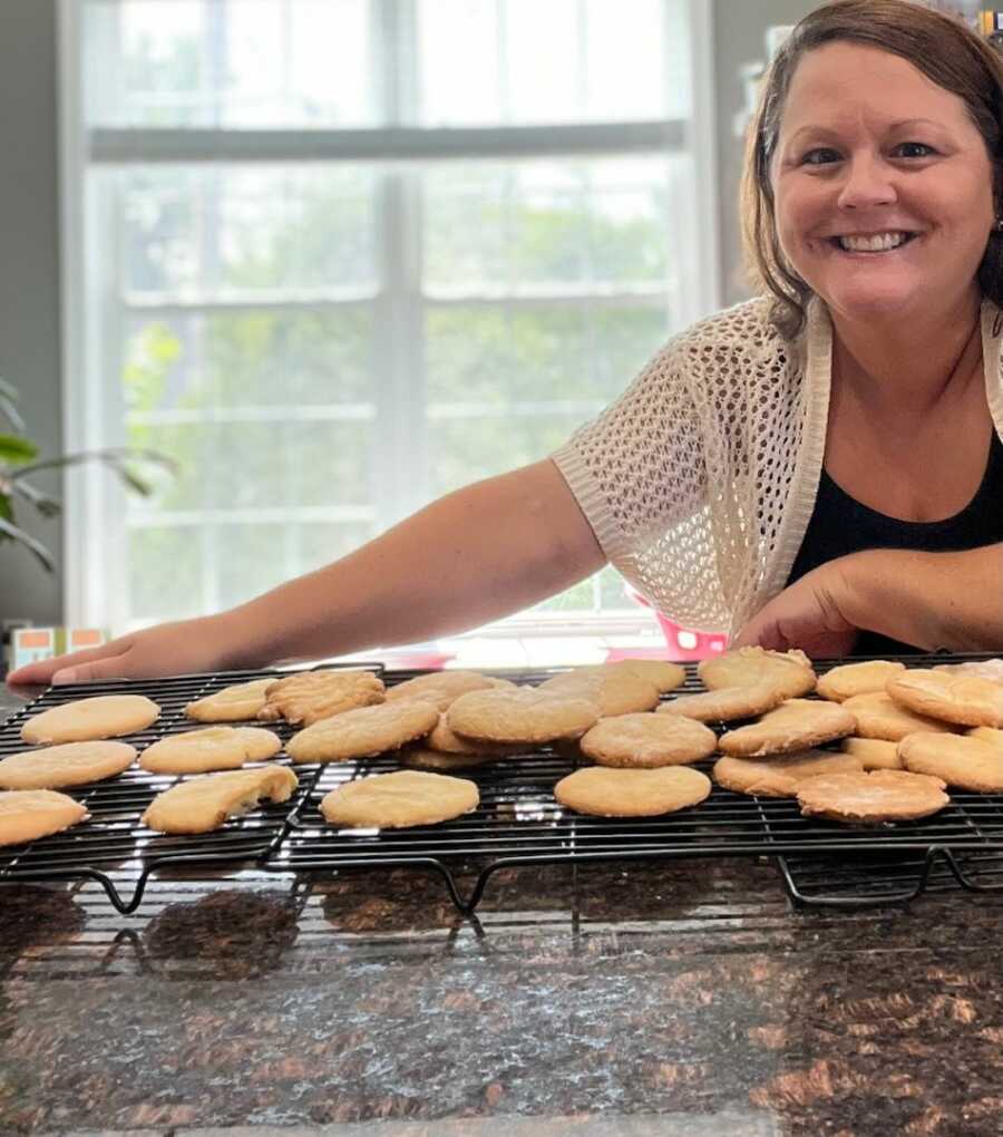 Crispy Thin Historic Farmer’s Market Bestseller Cookies – Love What Matters