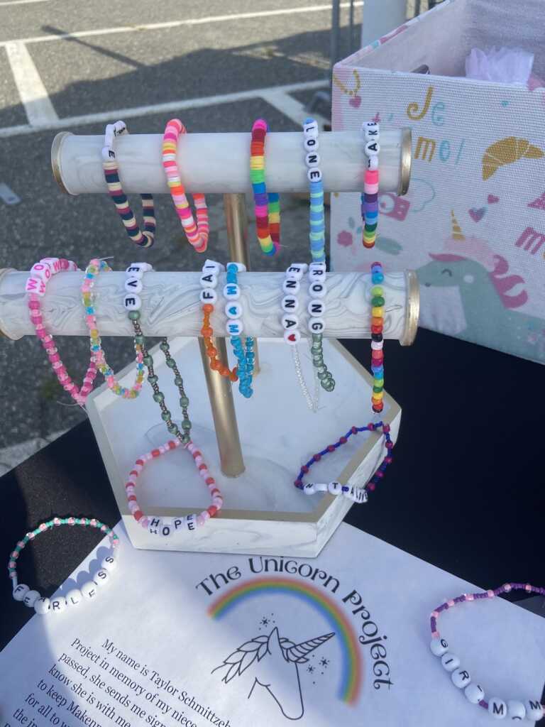 Meet The Friends Creating ‘Comfort Boxes’ & Bracelets For Grieving ...