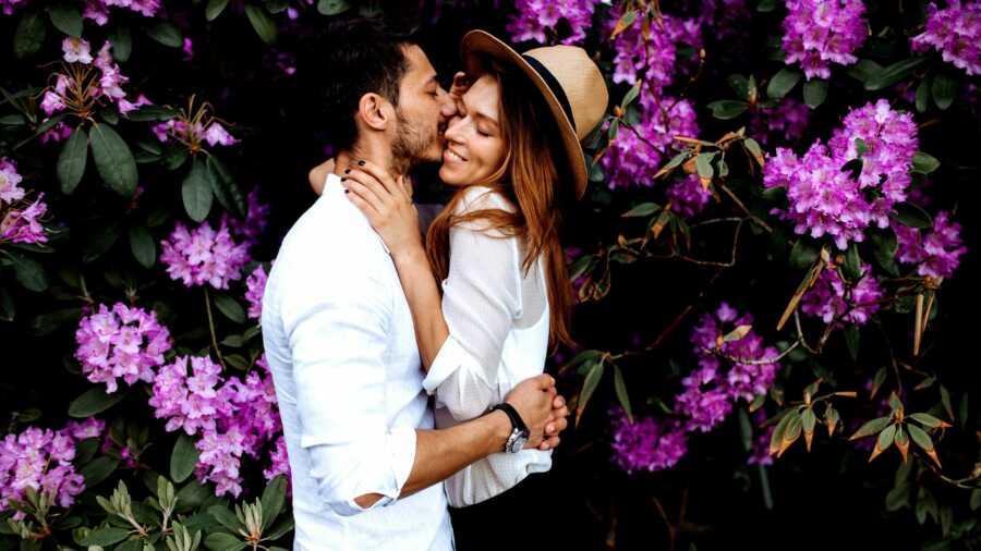 7 Ways To Make Somebody Fall In Love With You – Love What Matters