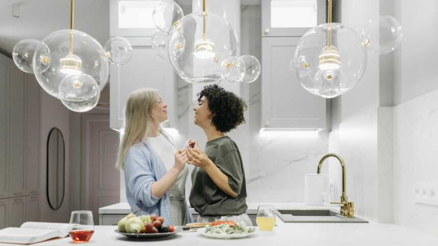 5 Ways To Facilitate Better Conversations In Long-Term Relationships ...