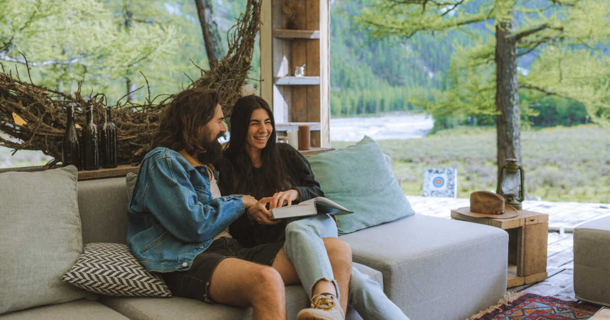 5 Ways To Facilitate Better Conversations In Long-Term Relationships ...