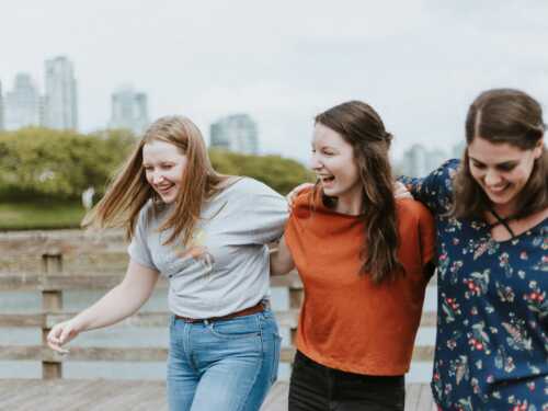 The 4 Types of Friendships That Define Our Lives (and How to Nurture ...